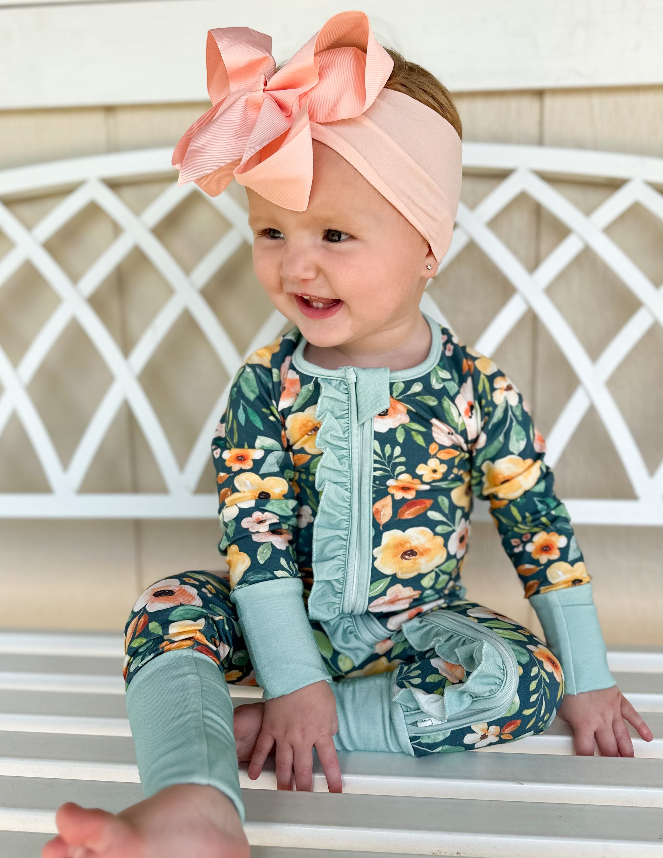 Floral Ruffle Zippy – Dear To My Heart